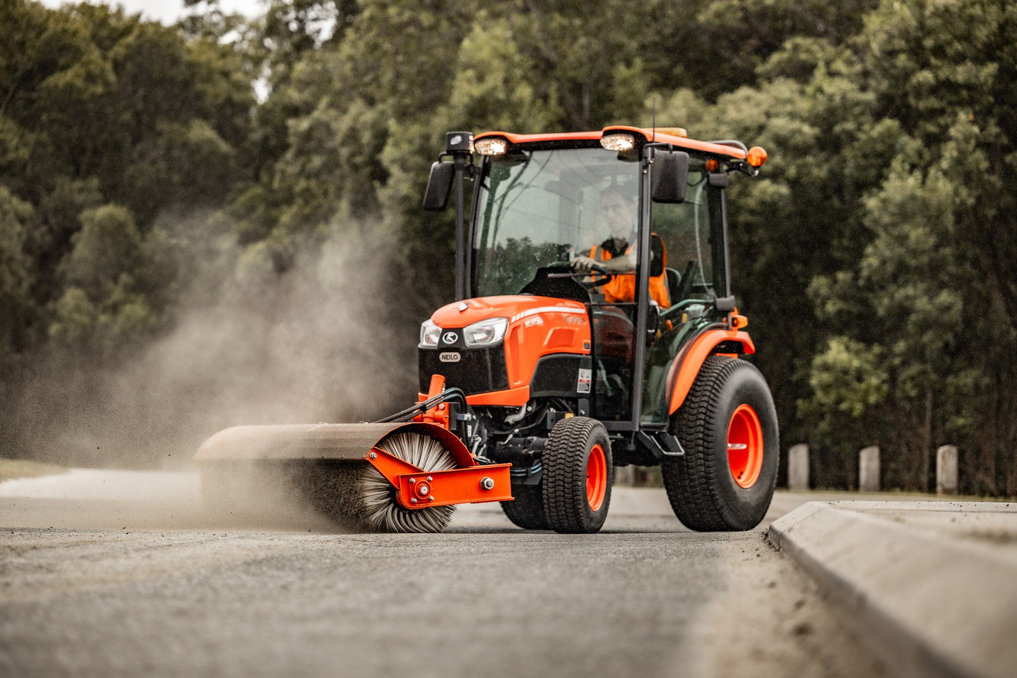 Tractor Graders & Sweepers | Neilo Equipment
